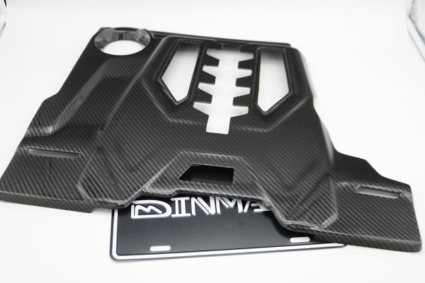 DINMANN CF | BMW F90 M5 engine compartment covers refinish in carbon f